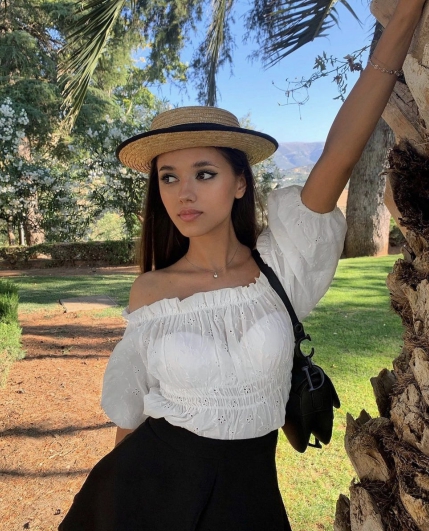 Mail Order Brides - Find a Beautiful Mail Order Bride Online